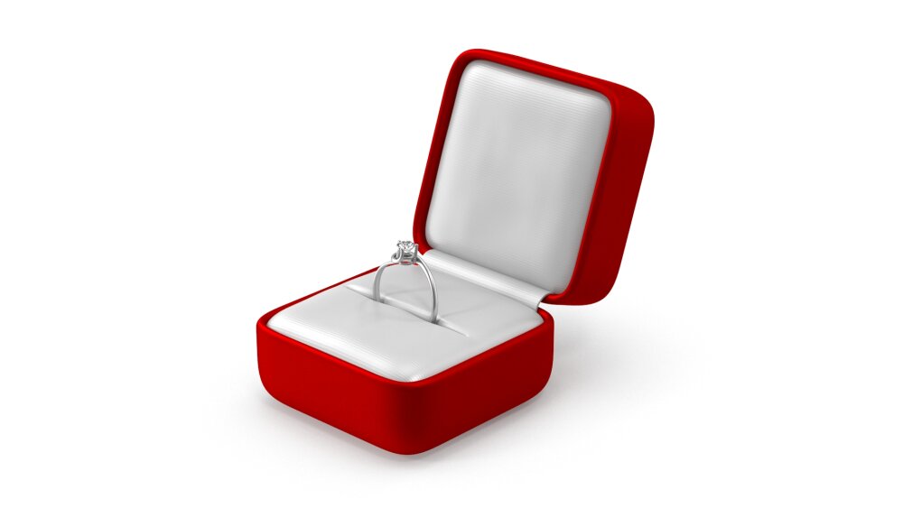 Ring Box and Diamond Ring 3D model - Download Jewelry on 3DModels.org