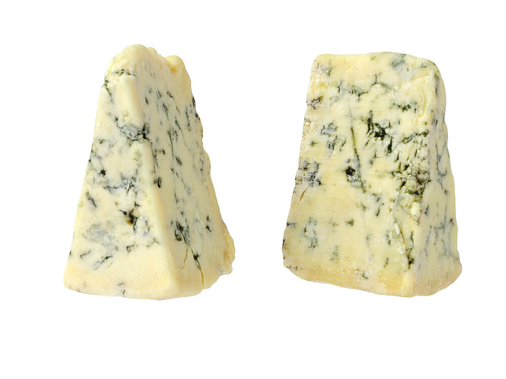 Two Wedges of Blue Veined Cheese 3D model - Download Dairy, Bakery on ...